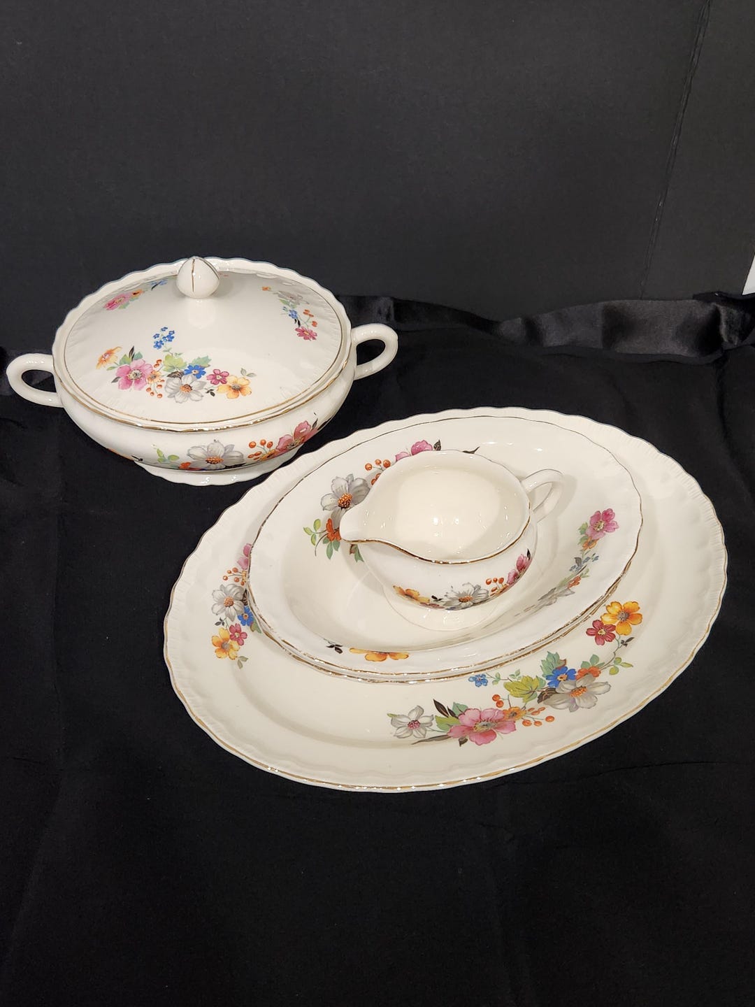 5 Pcs Pope Gosser USA, Floral Design, Vibrant Flowers With Gold Rim. 2 ...