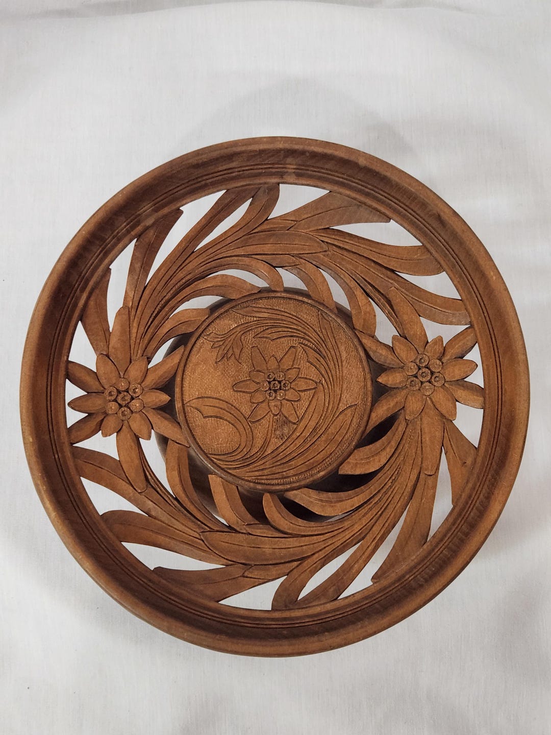 Swiss Solid Wood Hand Carved Music Box Centerpiece Bowl, Works ...