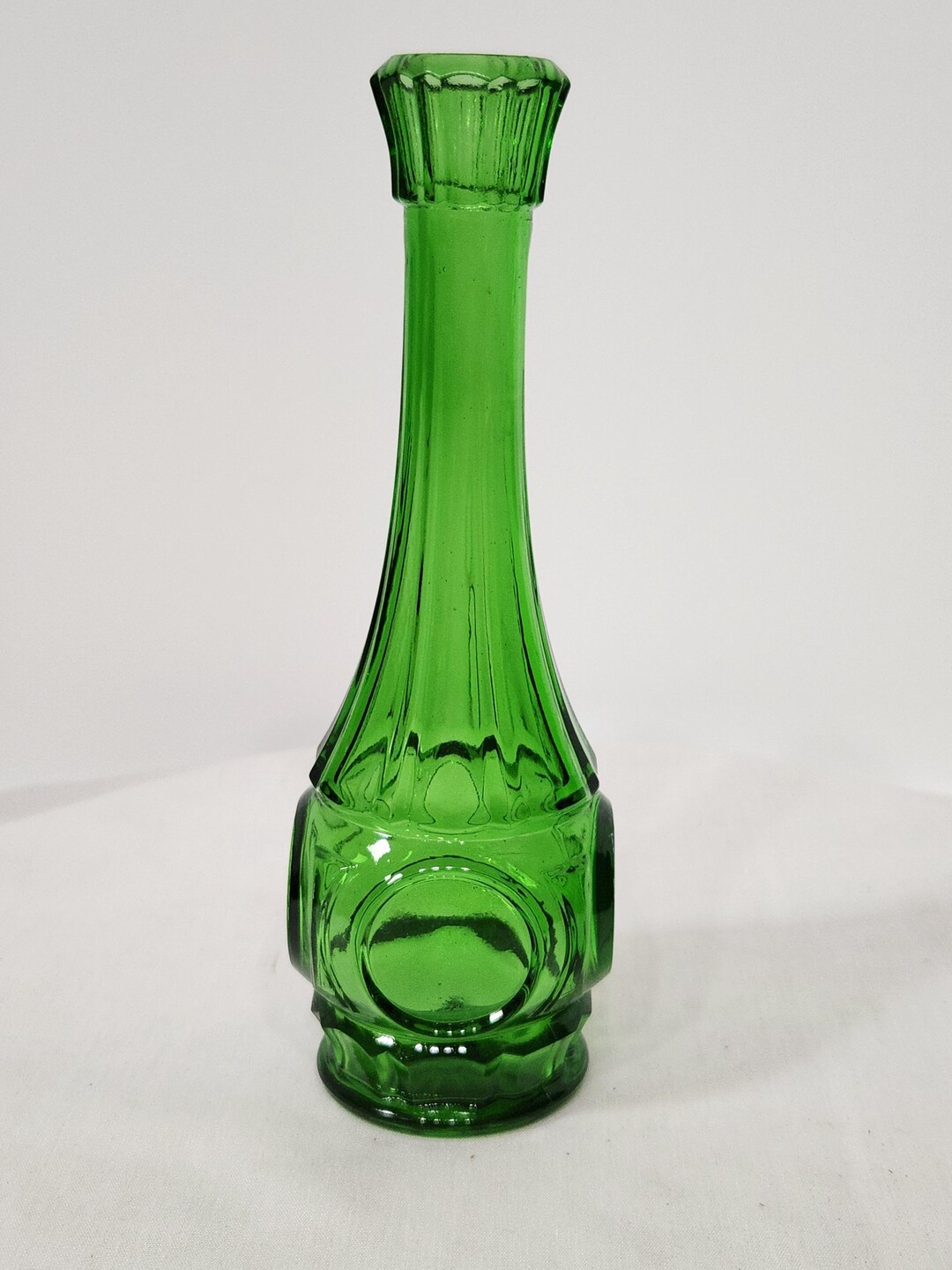 Wheaton Glass Emerald Green Vase Bullseye Bud Vase, Panels and Dots ...