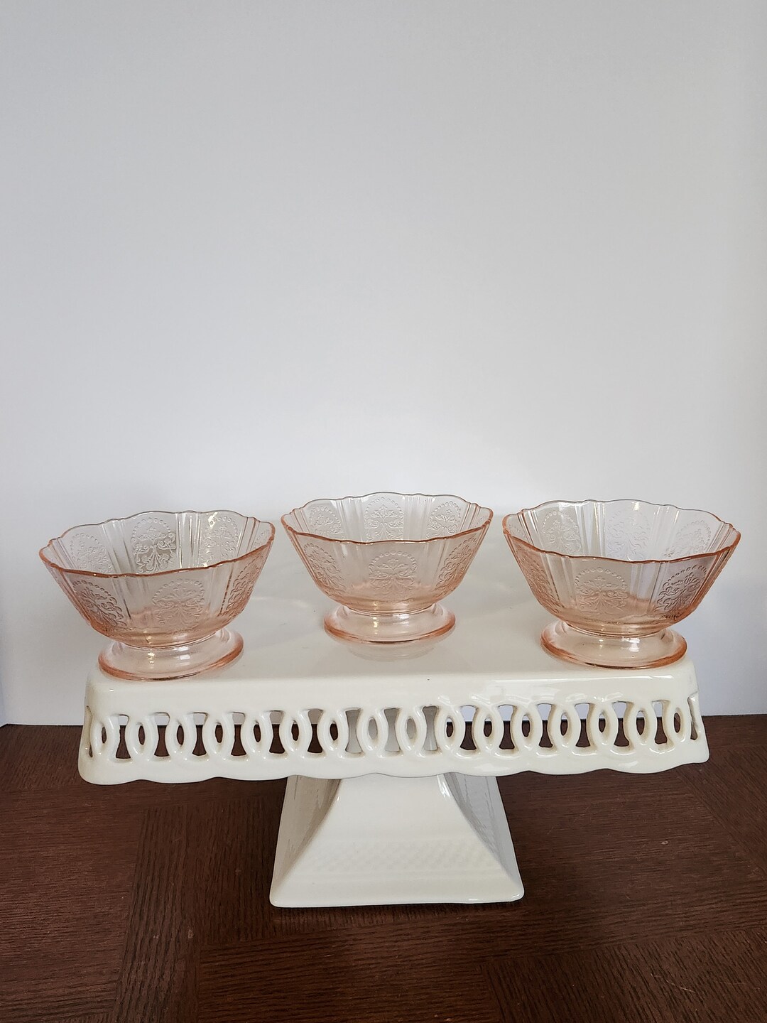 American Sweetheart Pink Low Sherbet Ice Cream Dessert Cups, by Macbeth ...