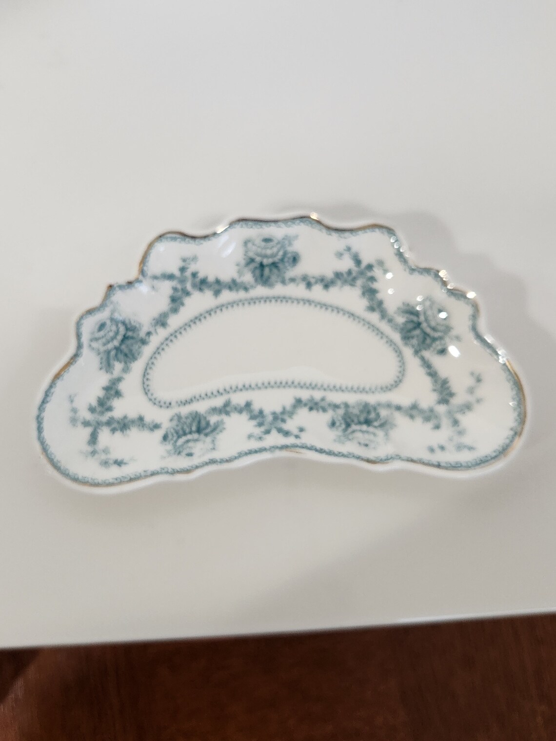 6 Pcs Johnson Bros Bone Plates Raleigh Pattern, Made in England ...