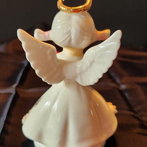 Lefton Birthday Angel of the Month, AR1987, July. Spaghetti Trim and ...