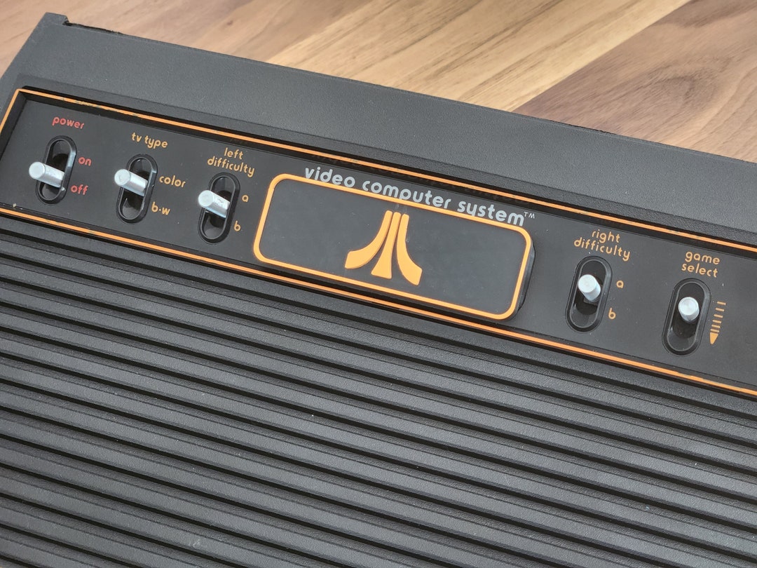 Atari 2600 Heavy/light Sixer Cartridge Slot Dust Cover - Logo Only ...