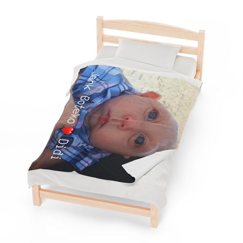 Jank Boteko Heart Didi Plush Blanket - Etsy