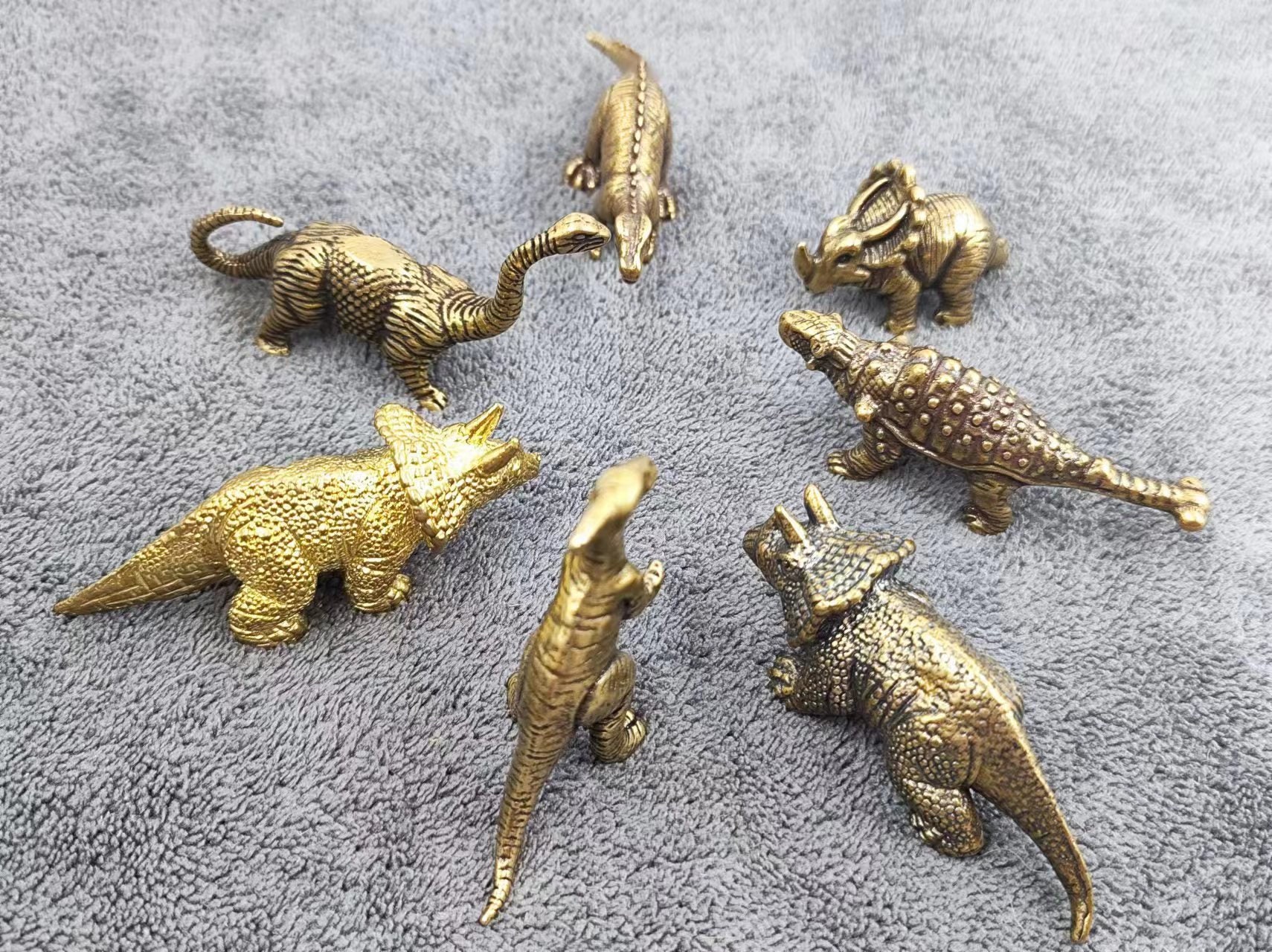 Get 7 Copper Allosaurus Jurassic World Toy Cretaceous Roar Attack ...