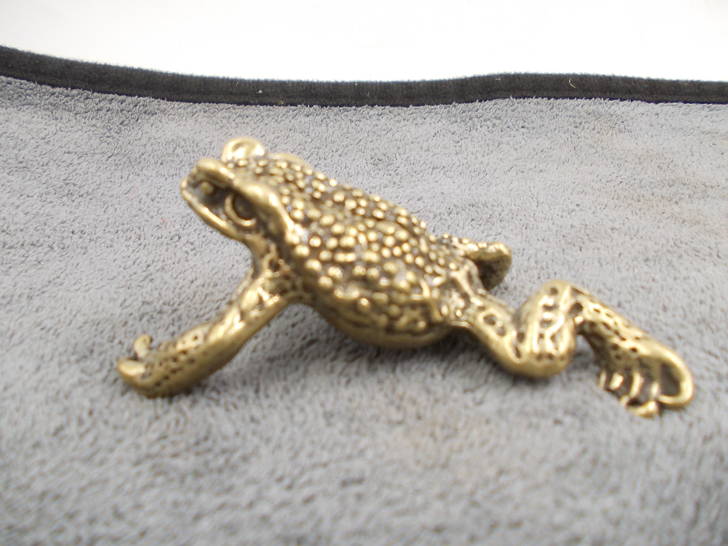 Copper Art Ferocious Brass Toad Statue, Wild Anmimal Sculpture, Small ...