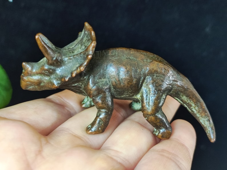 Red Copper Allosaurus Jurassic World Toy Cretaceous Roar Attack ...