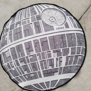 Dungeons Dragons Rug, Dnd Shaped Rug, Dungeons Dragons Dice, Red Dice ...