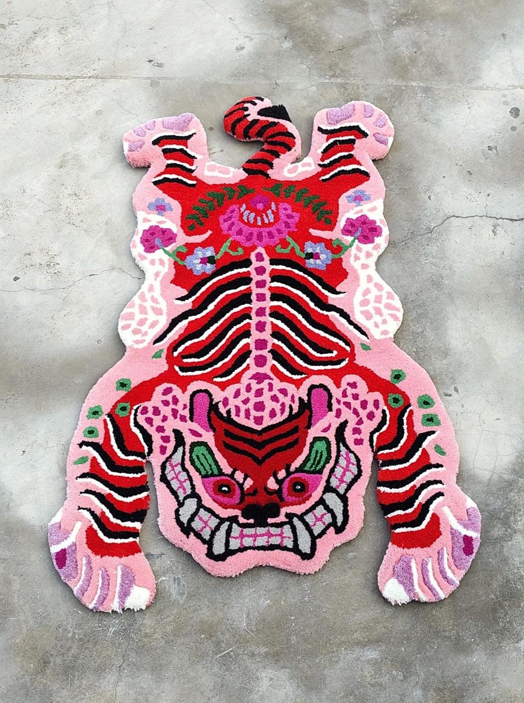Hand Tufted Tibetan Tiger Wool Rug: Handmade Traditionaly Himalayan Rug ...