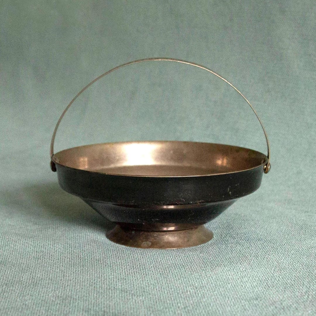 Vintage Witch Bowl, Antique Pewter Cauldron Witch Handle, Ritual ...