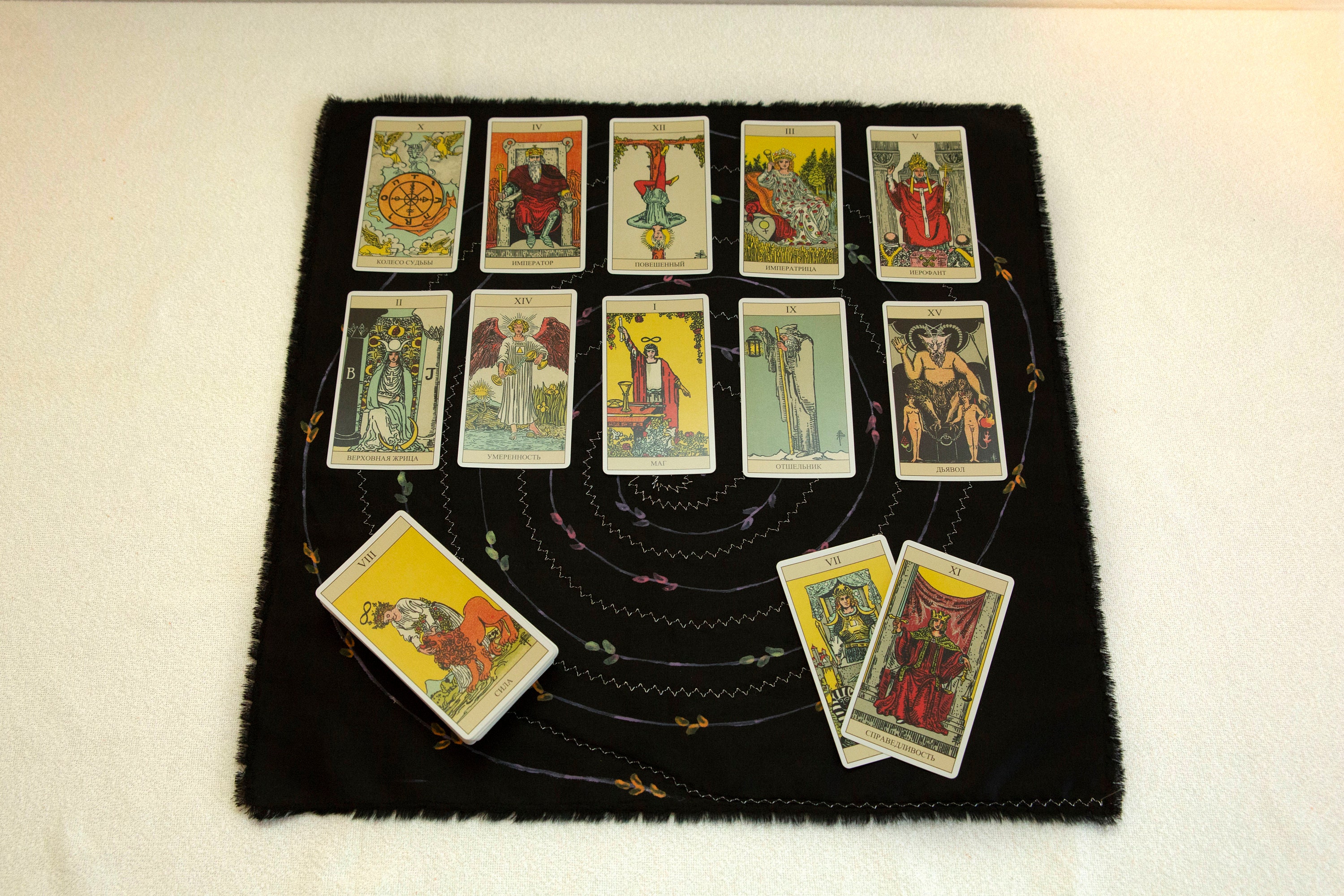 Altar Tarot Cloth, Divination Cloth, Spiral, Hand Painted Embroidered ...