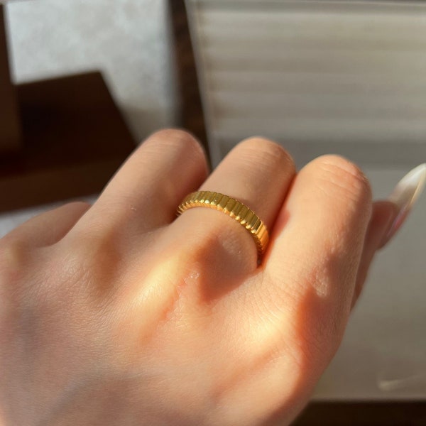 Minimal Gold Jewelry - Etsy