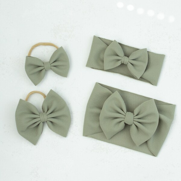 Infant Bows - Etsy