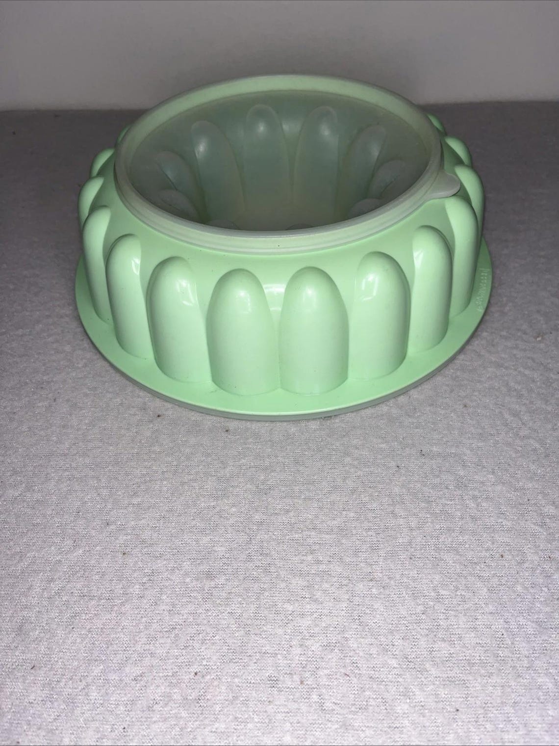Vintage Tupperware Gelatin Mold Dessert Ring Mint Green - Etsy