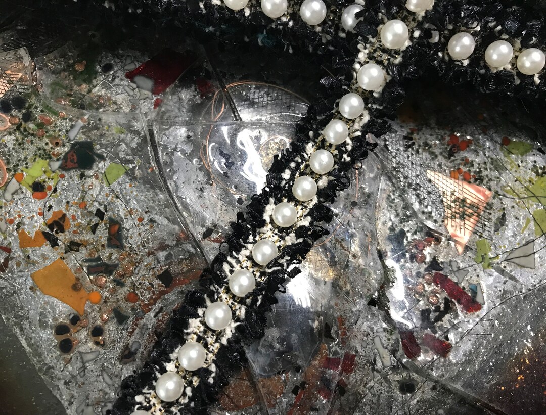 Black/white/gold W/pearl Studs - Beaded Trim - 1" Wide. - Etsy