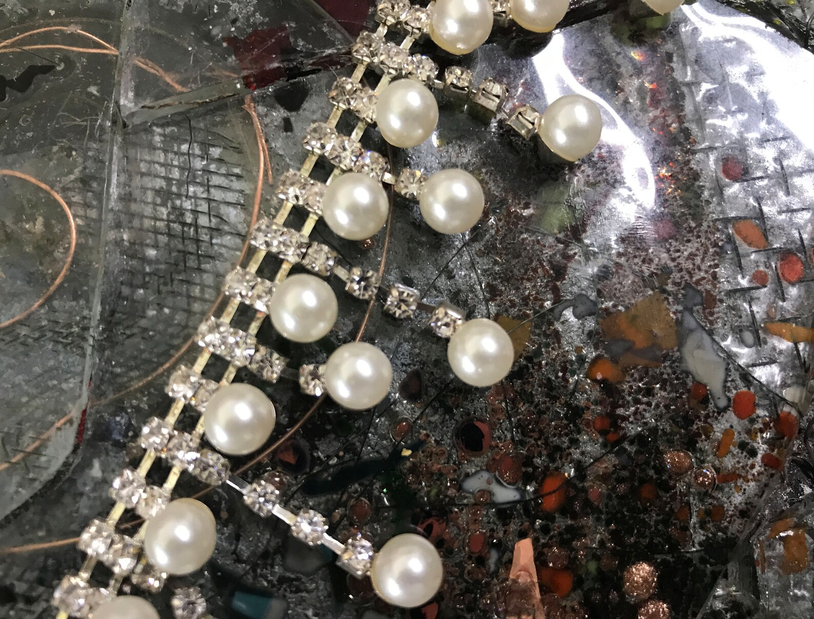 Tree Tears off White Pearls and Glass Beads - Beaded Handmade Trim - 3. ...