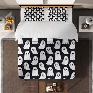 BOO Ghost Halloween Duvet Cover, Black & White Spooky Duvet Cover ...