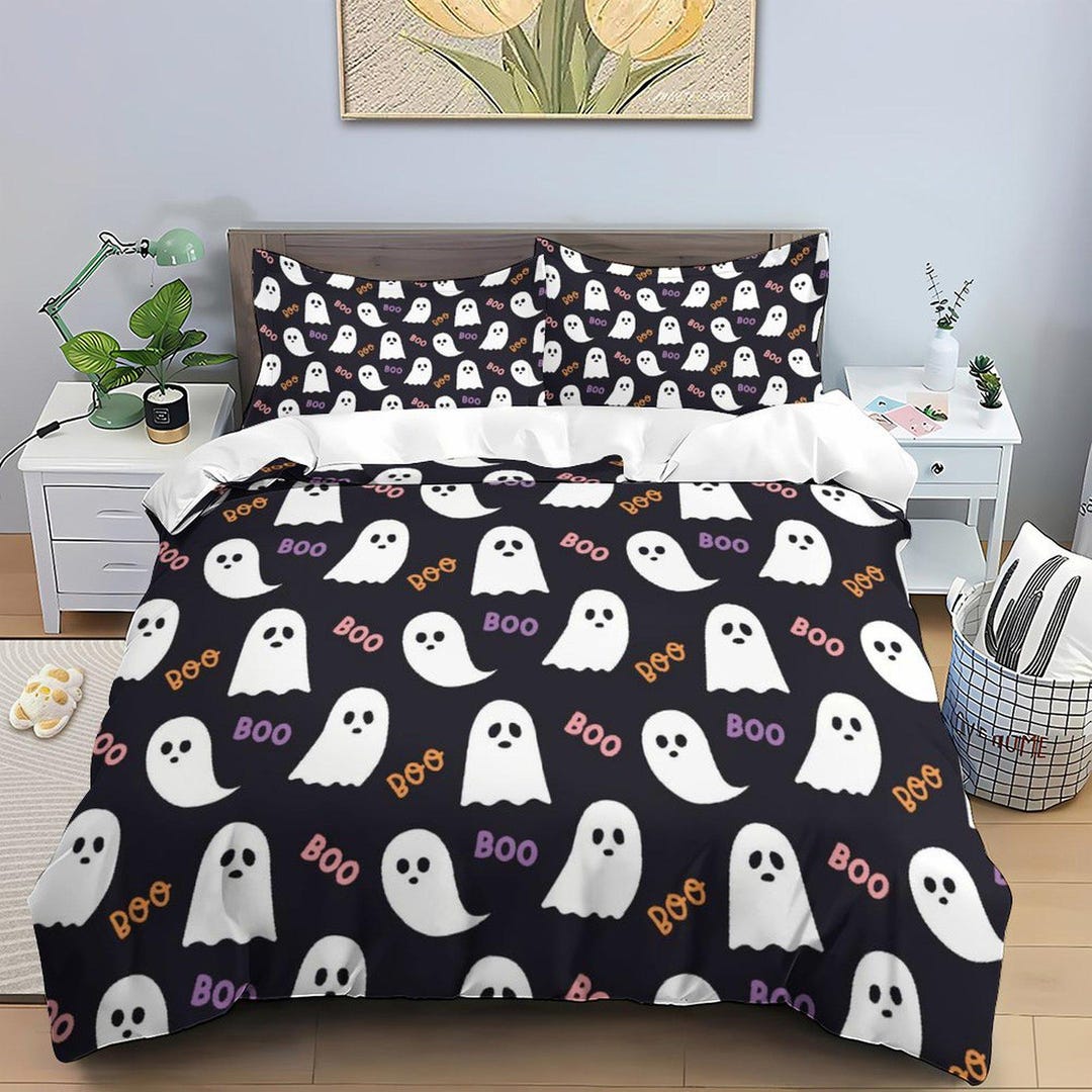 BOO Ghost Halloween Duvet Cover, Black & White Spooky Duvet Cover ...