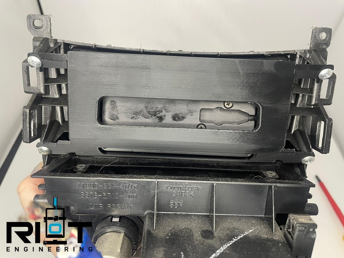 04-08 TL Air Lift Controller Holder - Cubby Mount Airlift - Etsy