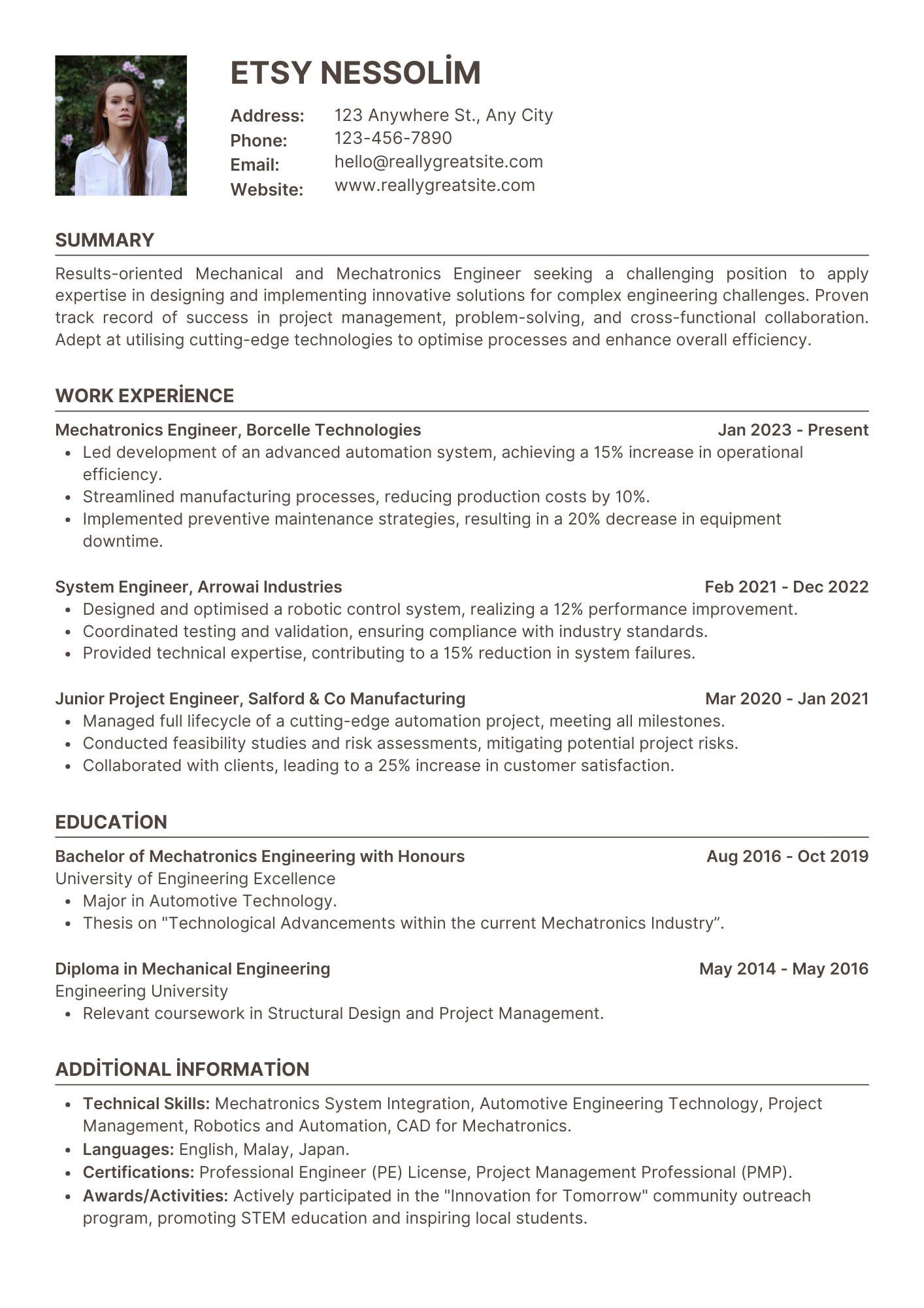 Basic Resume Example, Clean Template Canva, Minimalist Resume Template ...