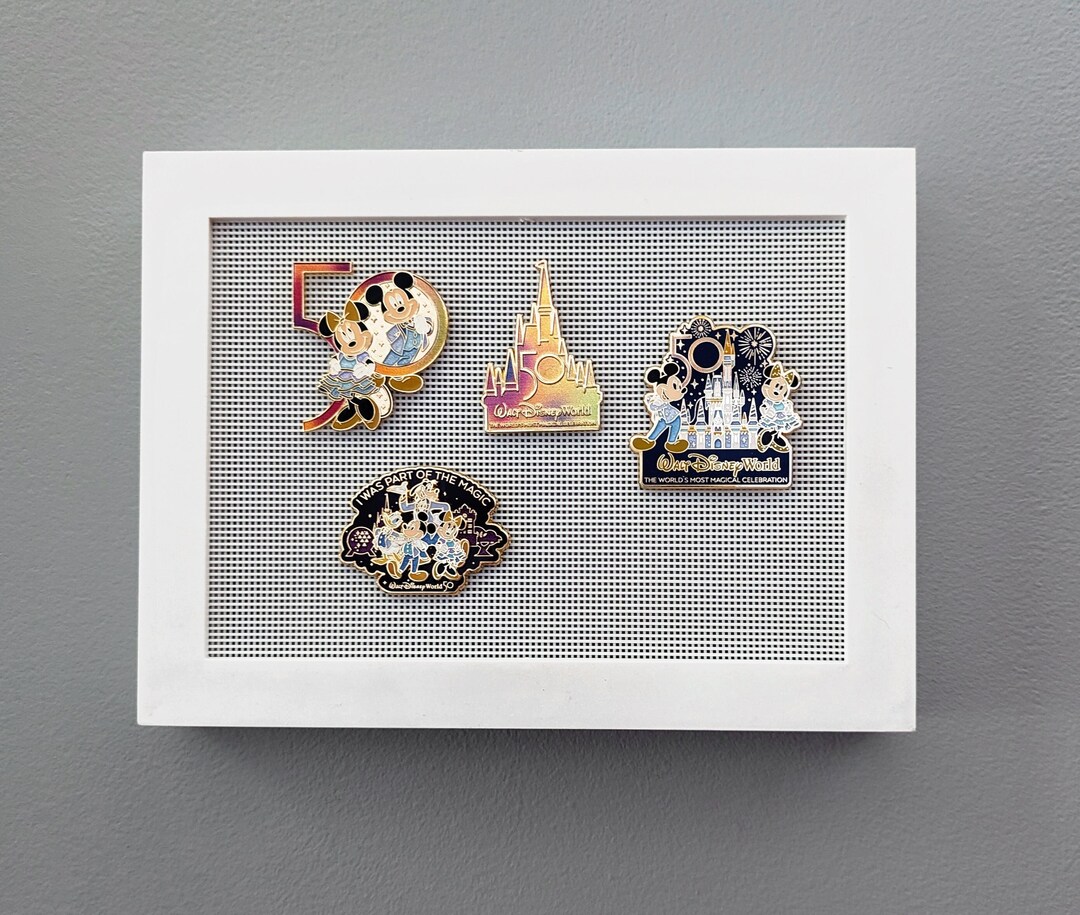 Pin Trading Display Frame, 3D Printed Pin Frame, Pin Collector Display ...