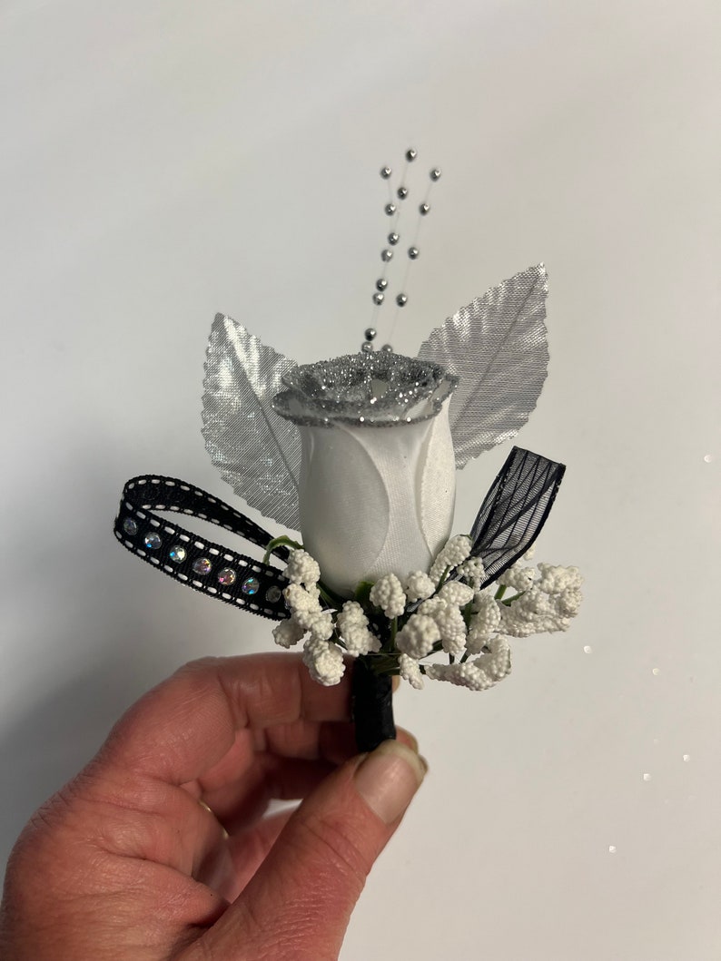 Black and Silver Boutonnière, Prom Boutonnière, Wedding Buttonhole - Etsy