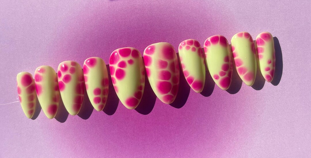 Seafoam Green & Pink Lizard Press-on Nails Luxury Handmade - Etsy