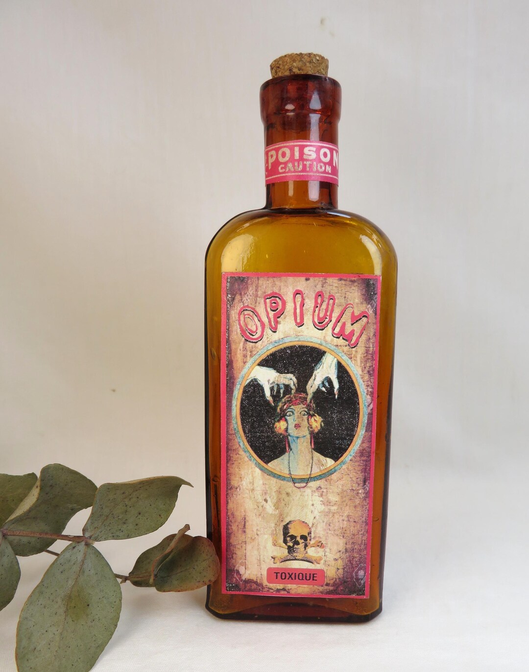 Antique Amber Glass Pharmacy or Apothecary Bottle With "opium" Custom ...