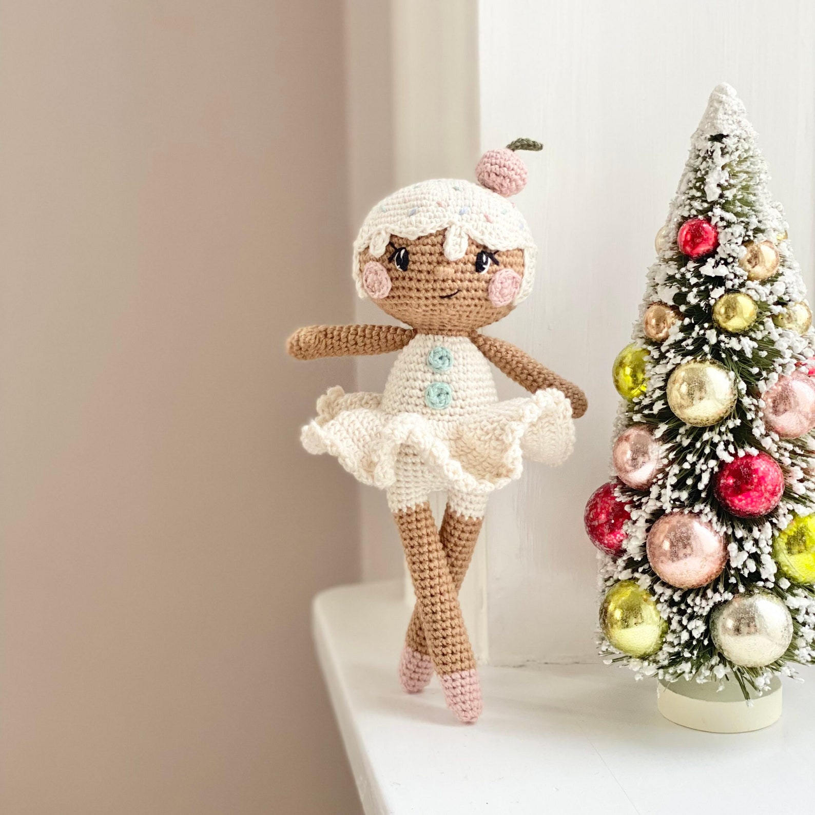 Noelle the Cookie - Etsy