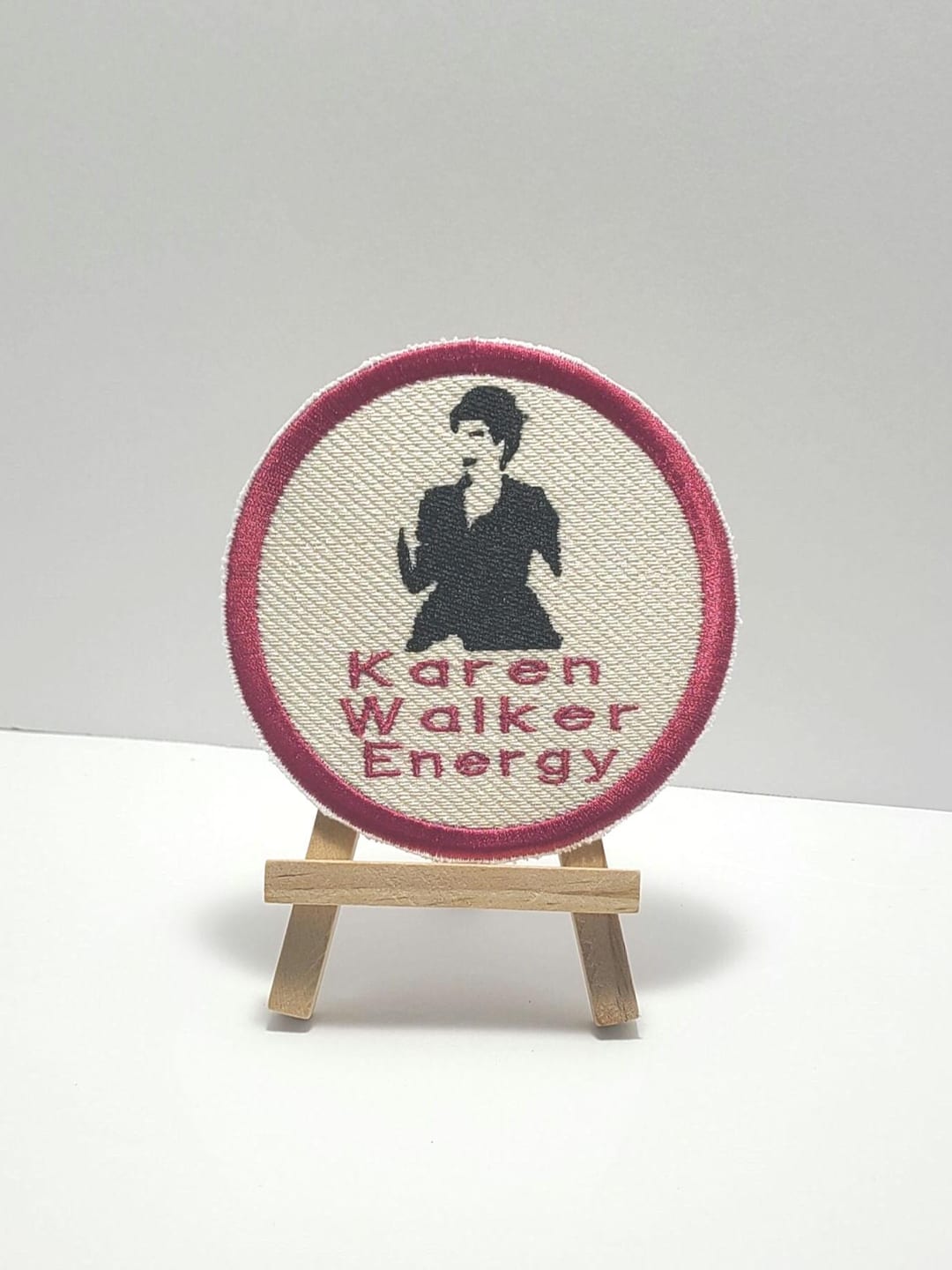 Parche bordado para coser con el meme de la energía de Karen Walker ...