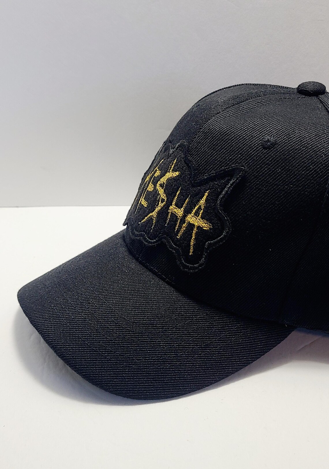 Kesha - Name/logo - Gold & Black Baseball Hat - Adjustable Velcro Back ...