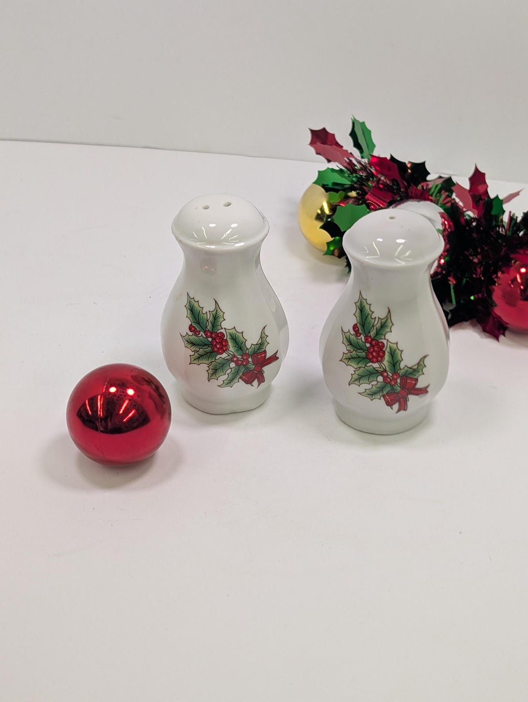 Salt and Pepper Shakers, Christmas - Etsy