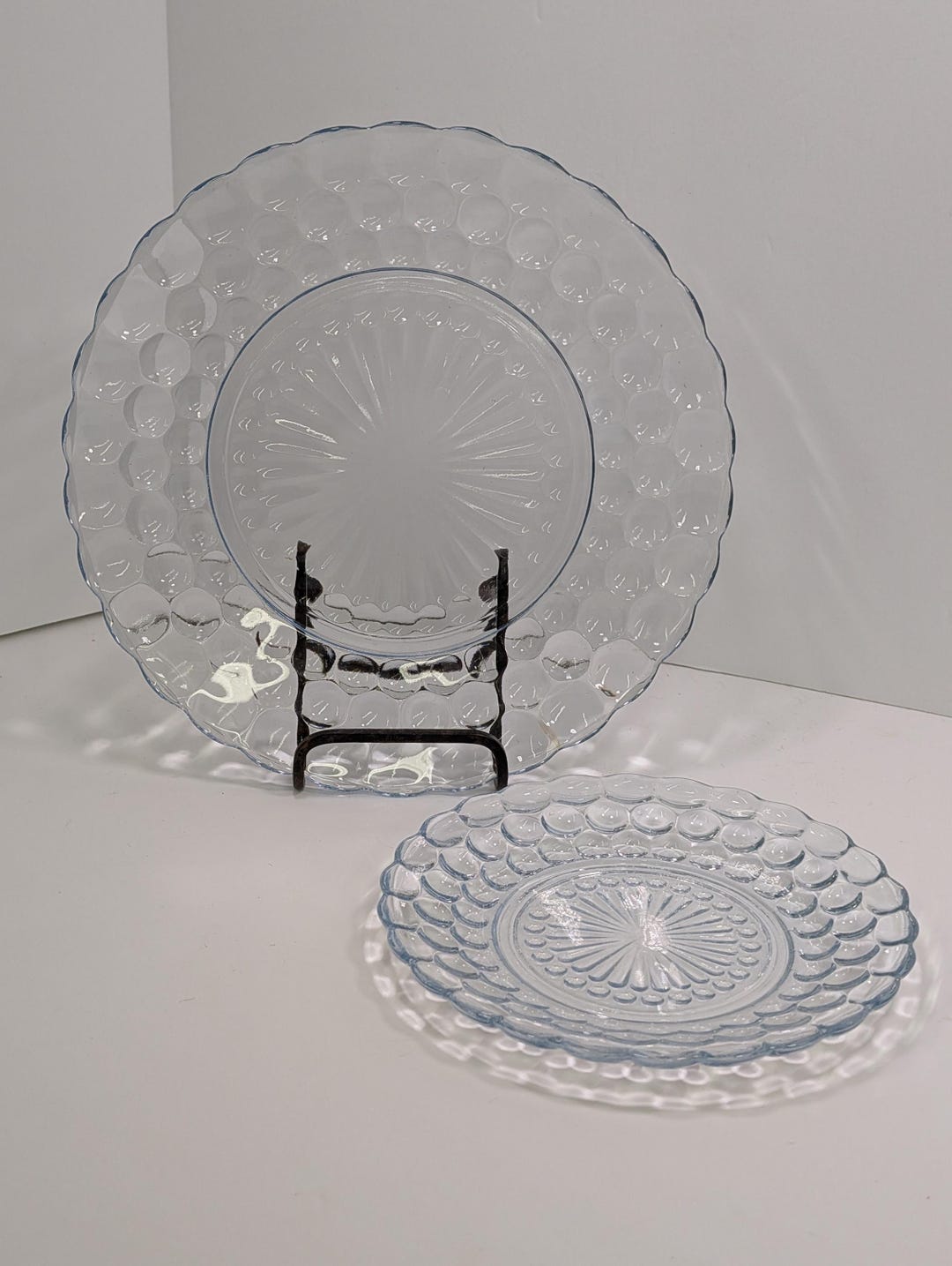 Plates; Depression Glassware; Anchor Hocking; Bubble Pattern - Etsy
