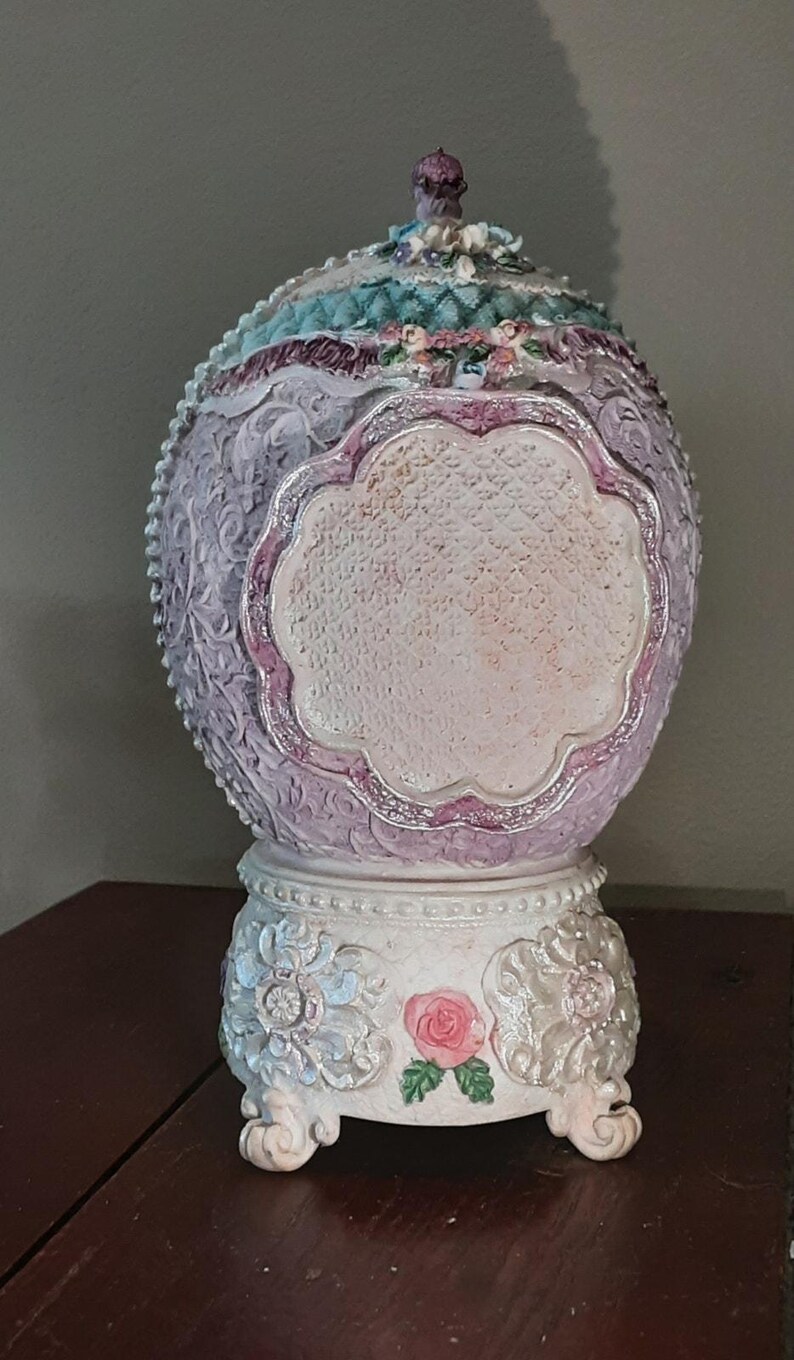 Vintage Pegasus Ceramic Music Box by Classic Treasures - Etsy