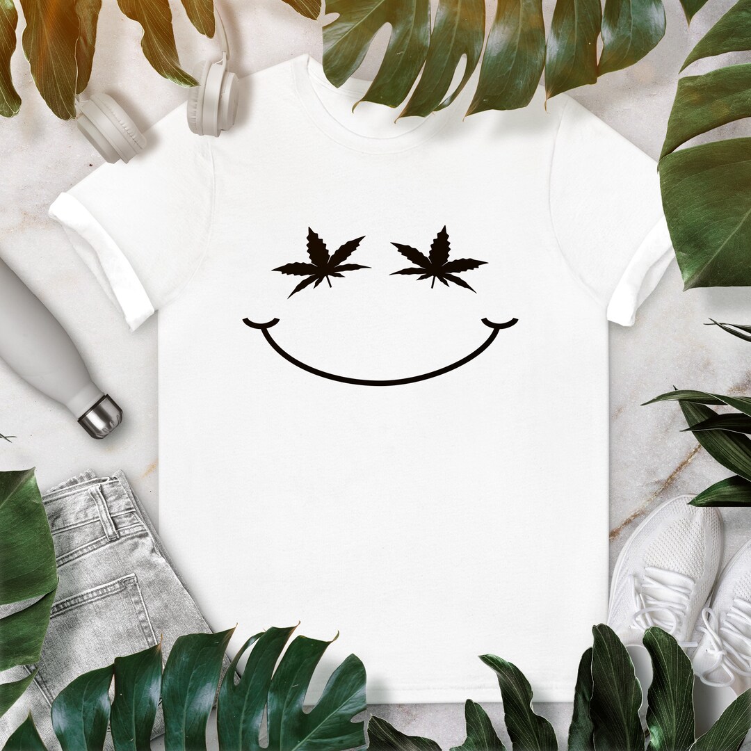 T-shirt Funny Weed Smiley Face Sweatshirt Stoner Shirt Marijuana Hoodie 420 Gifts for Women ...