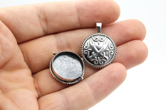 925 Sterling Silver Taweez Locket - Islamic Crossed Z… - Gem