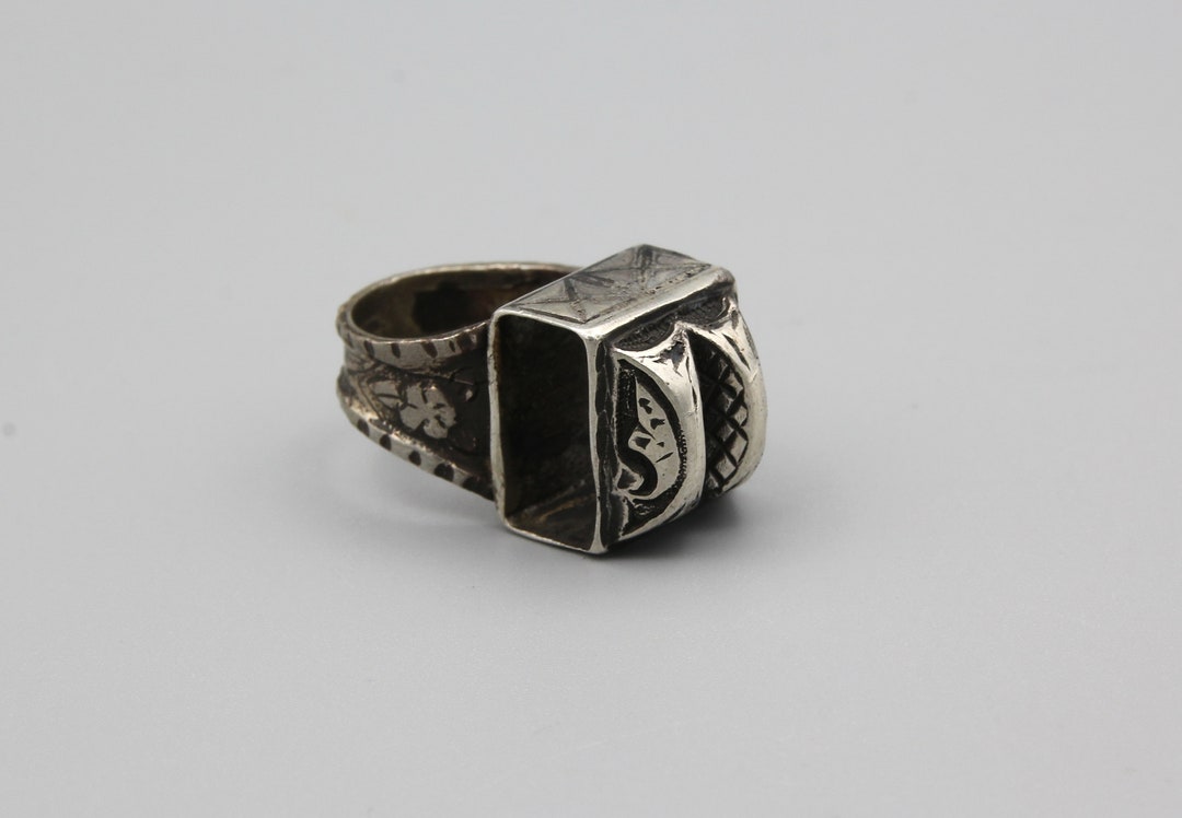 Vintage Kuchi Silver Ring: Afghan Tribal Carved Band, Size 7.5 - Etsy