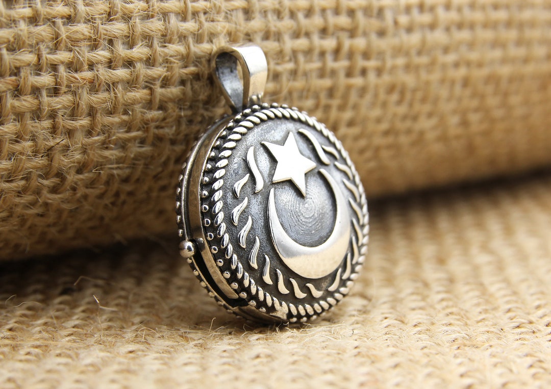 925 Sterling Silver Taweez Locket Islamic Moon & Star Amulet Muslim ...