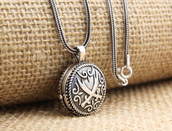 925 Sterling Silver Taweez Locket - Islamic Crossed Z… - Gem