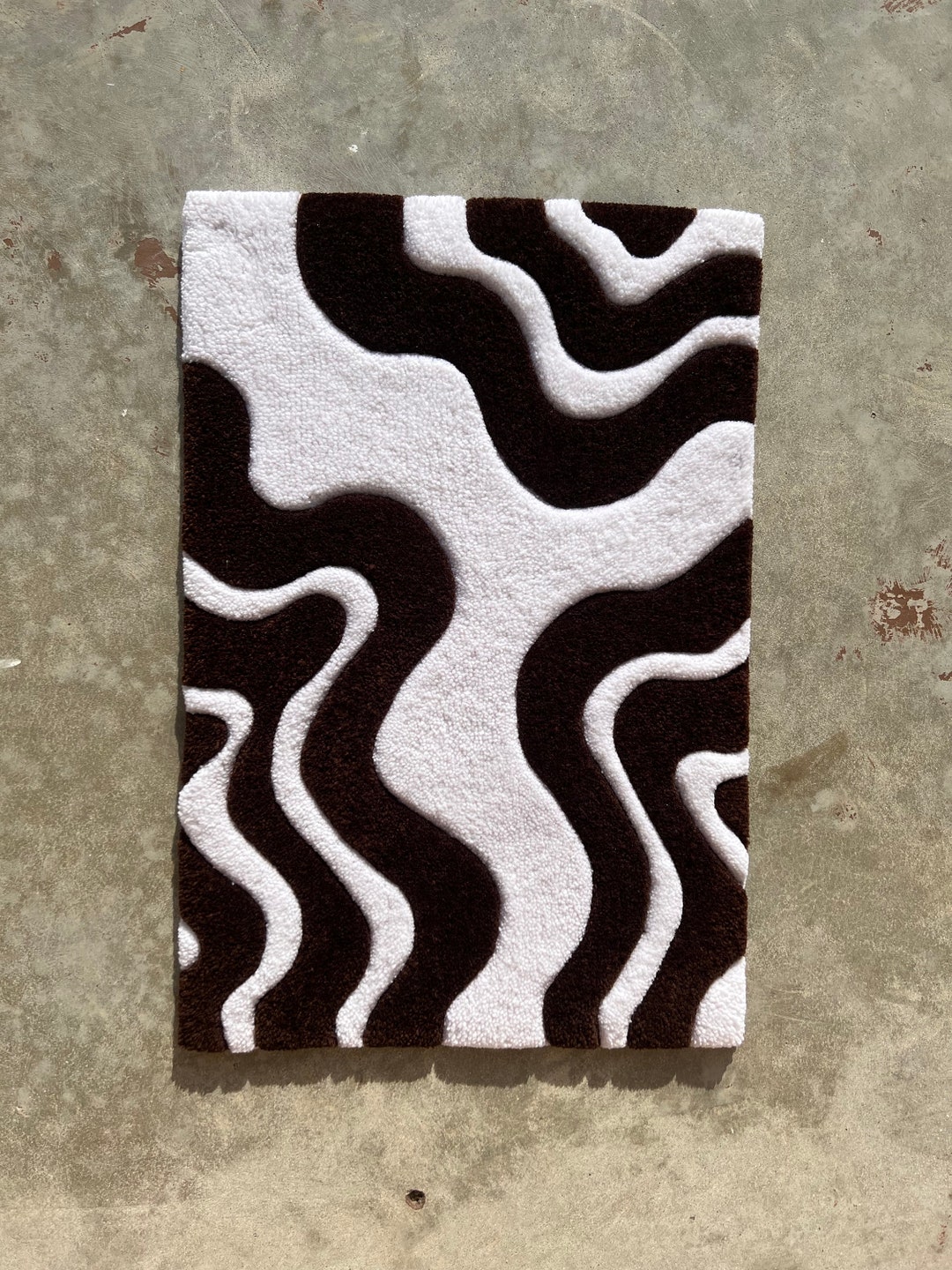 Wavy Abstract Accent Rug - Etsy