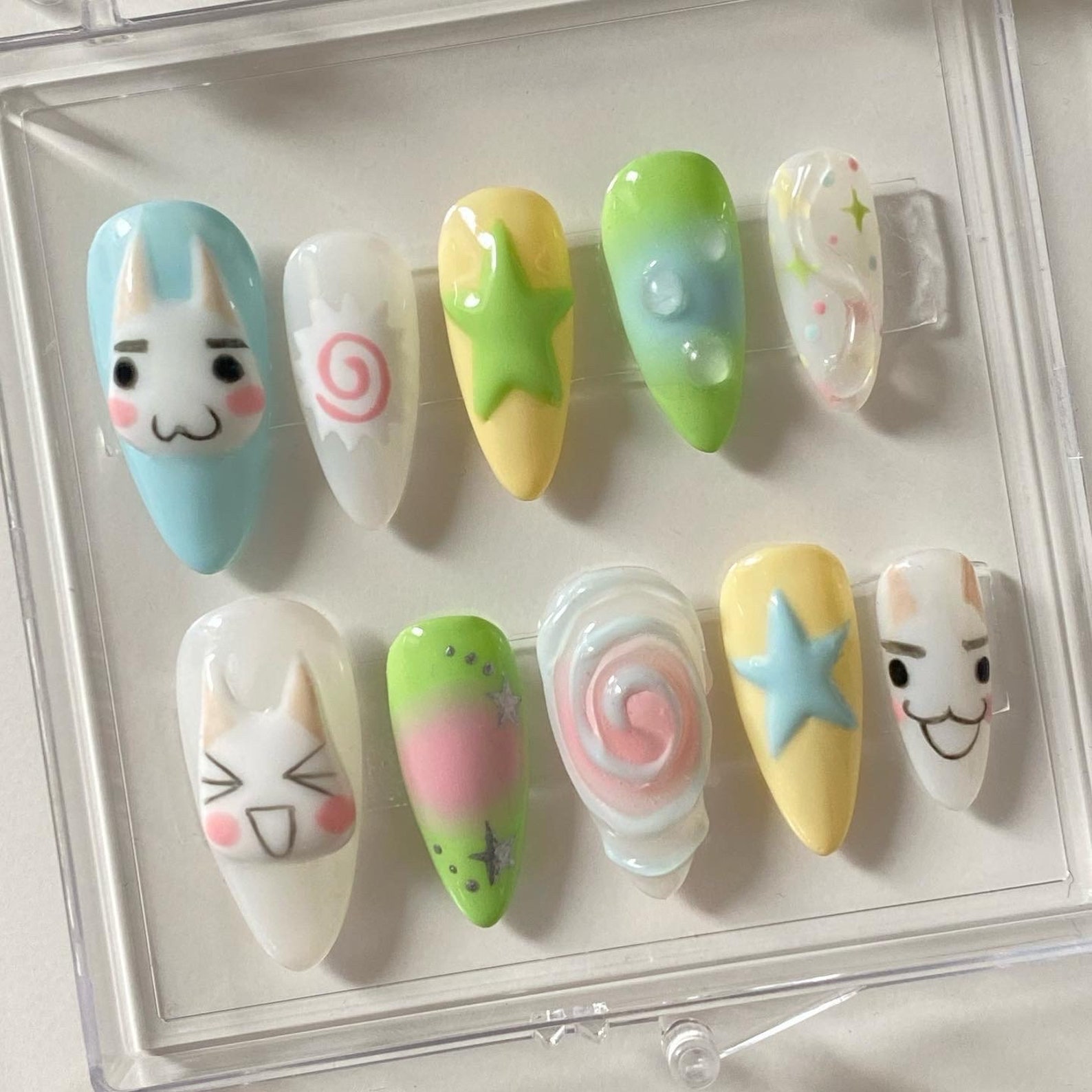 Toro Inoue Dokodemo Issyo Press-ons Nails - Etsy