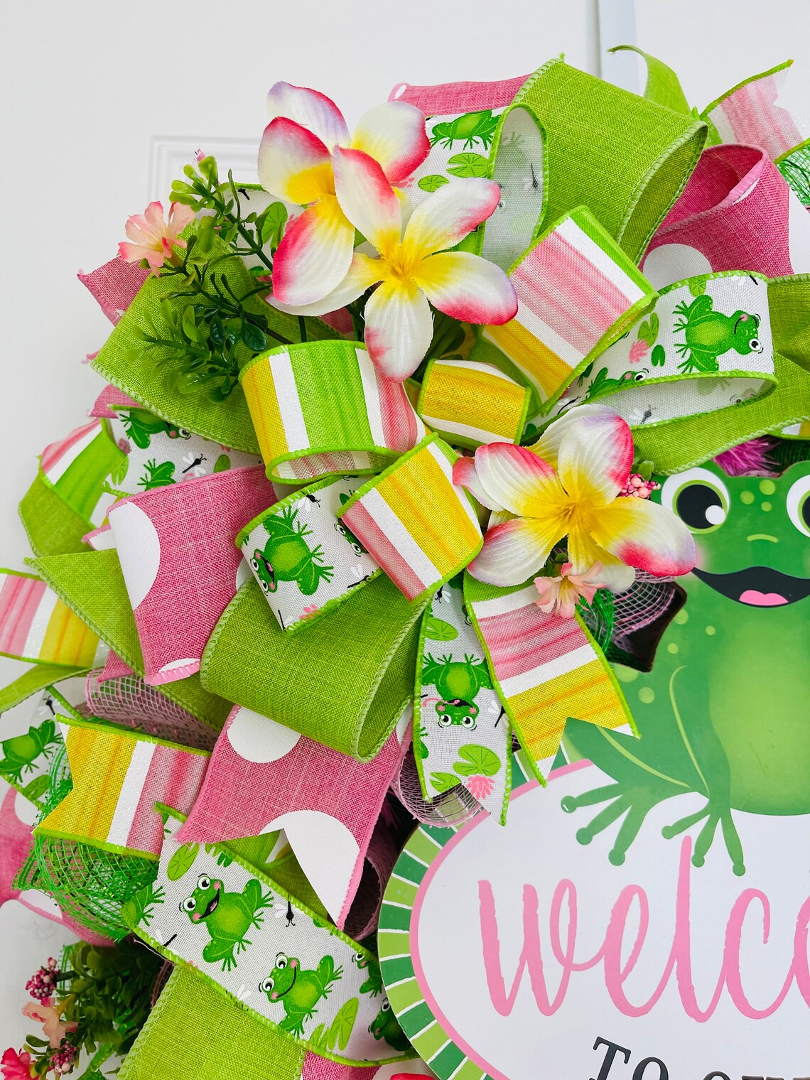 Frog Spring Wreath Welcome to Our Pad, Pink Green Front Door Wreath ...