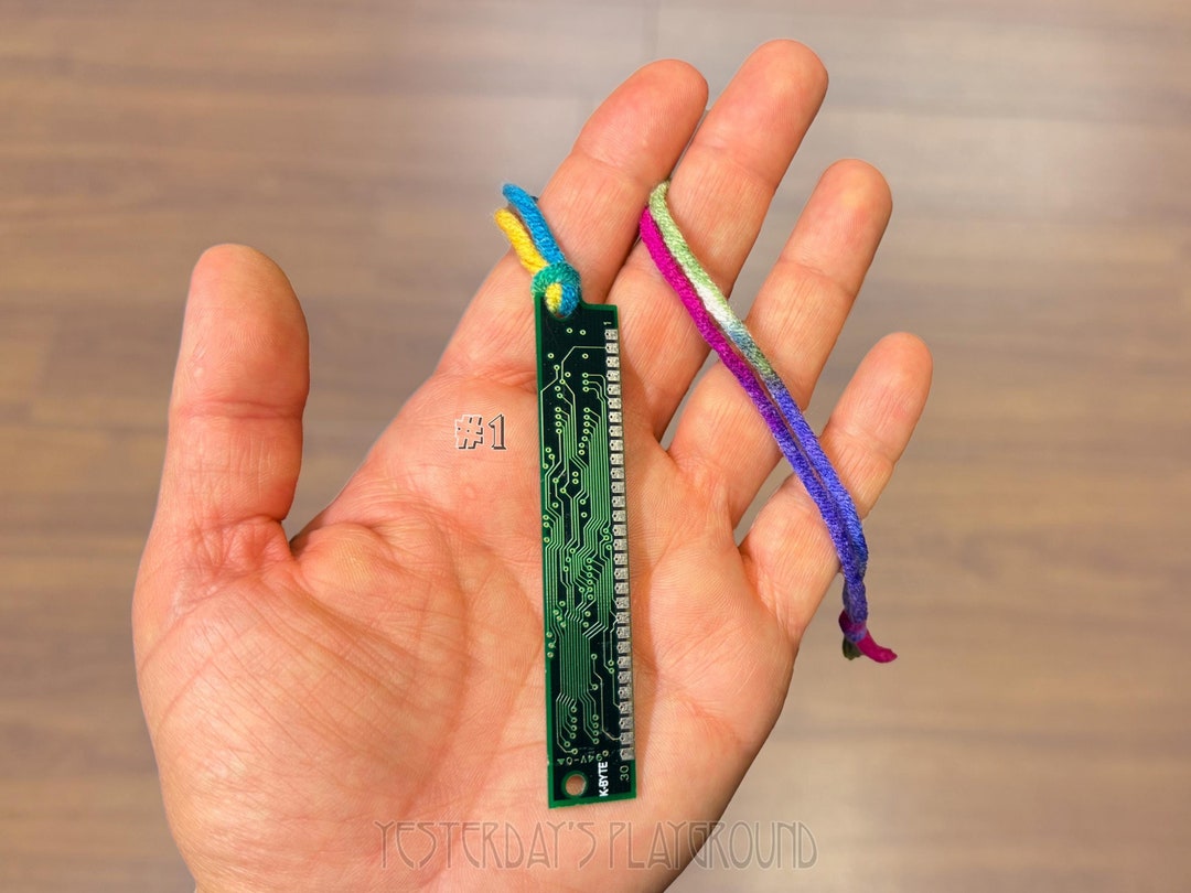 Upcycled 80s-90s Memory Chip Ornament: Retro Computing Gift - Etsy