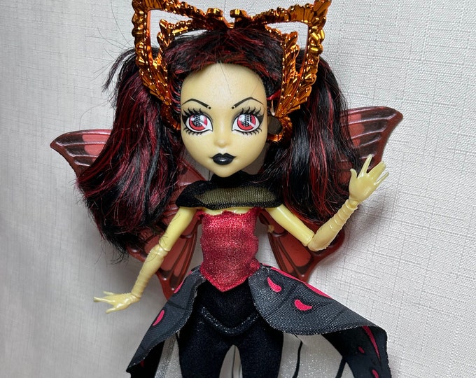 Monster High Doll Luna Mothews, Authentic Mattel Collectible Doll ...