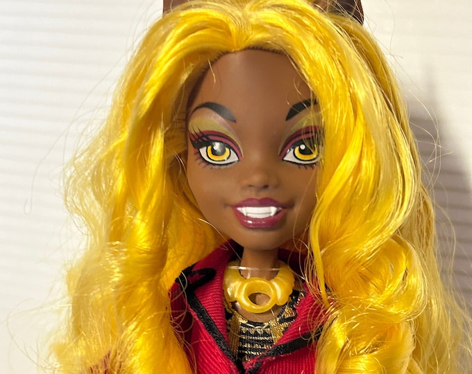 Original Monster High Doll Clawdia Wolf Frights, Camera, Action ...