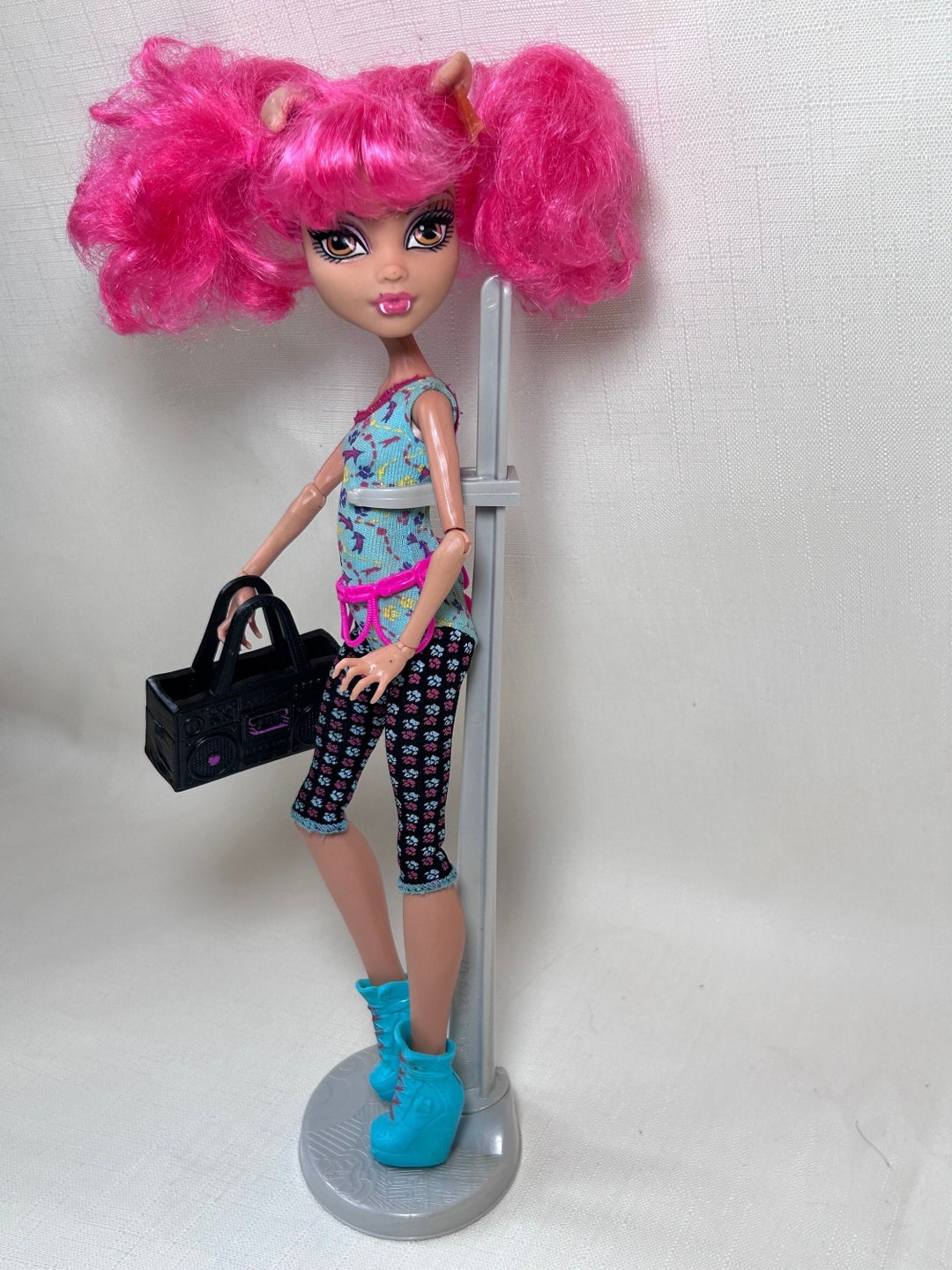 Monster High Doll Howleen Wolf Dance Class Original Mattel Collectible