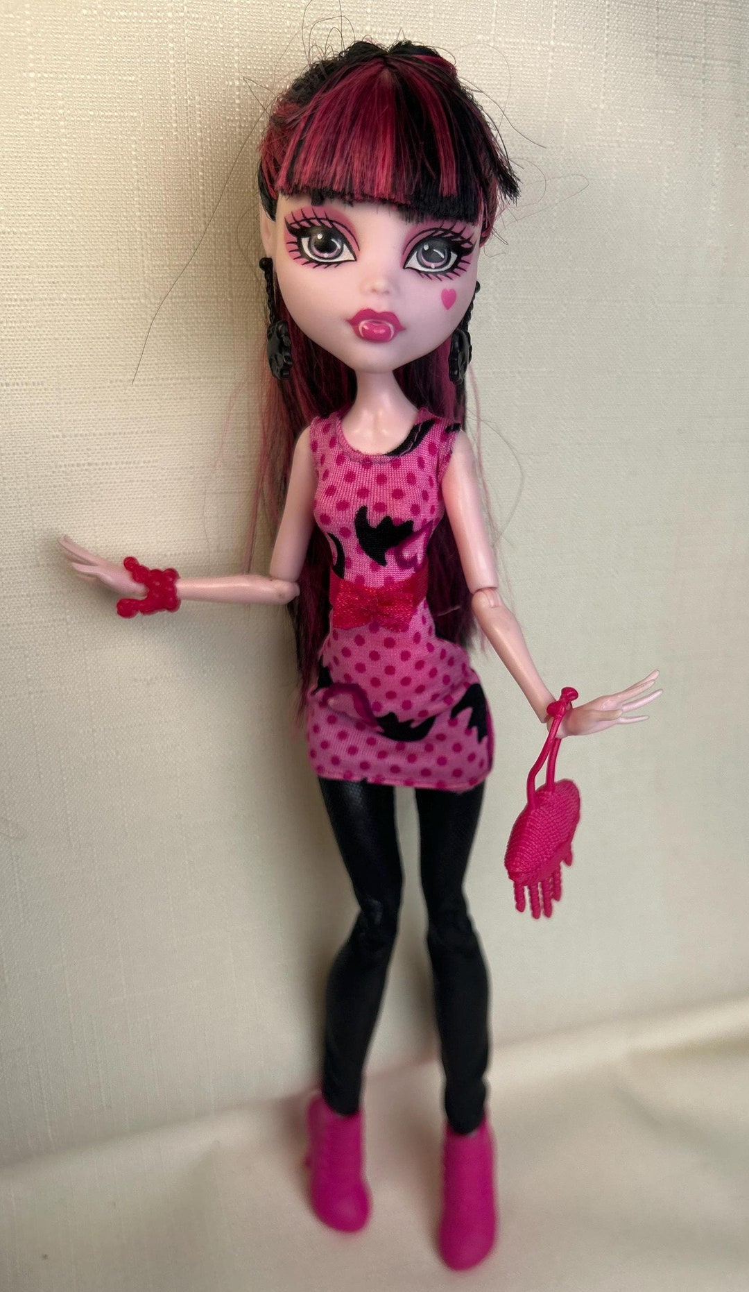 Monster High Doll - Draculaura - Draculocker, Authentic Mattel ...