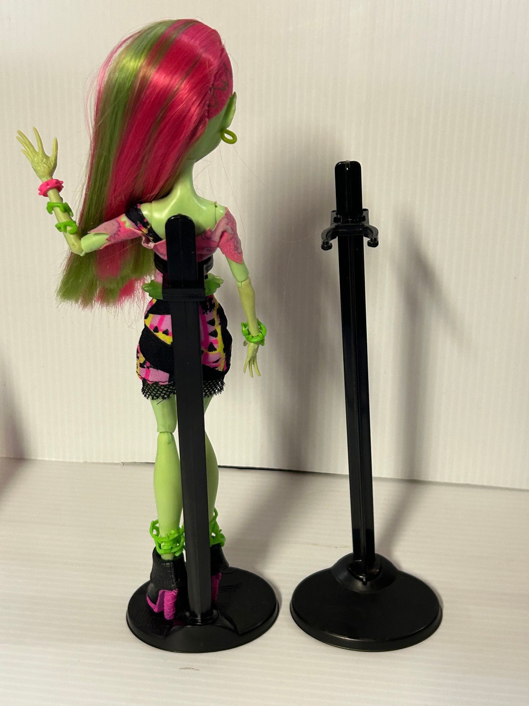 Authentic Monster High Doll Stands With Base and Backdrops for Standard ...