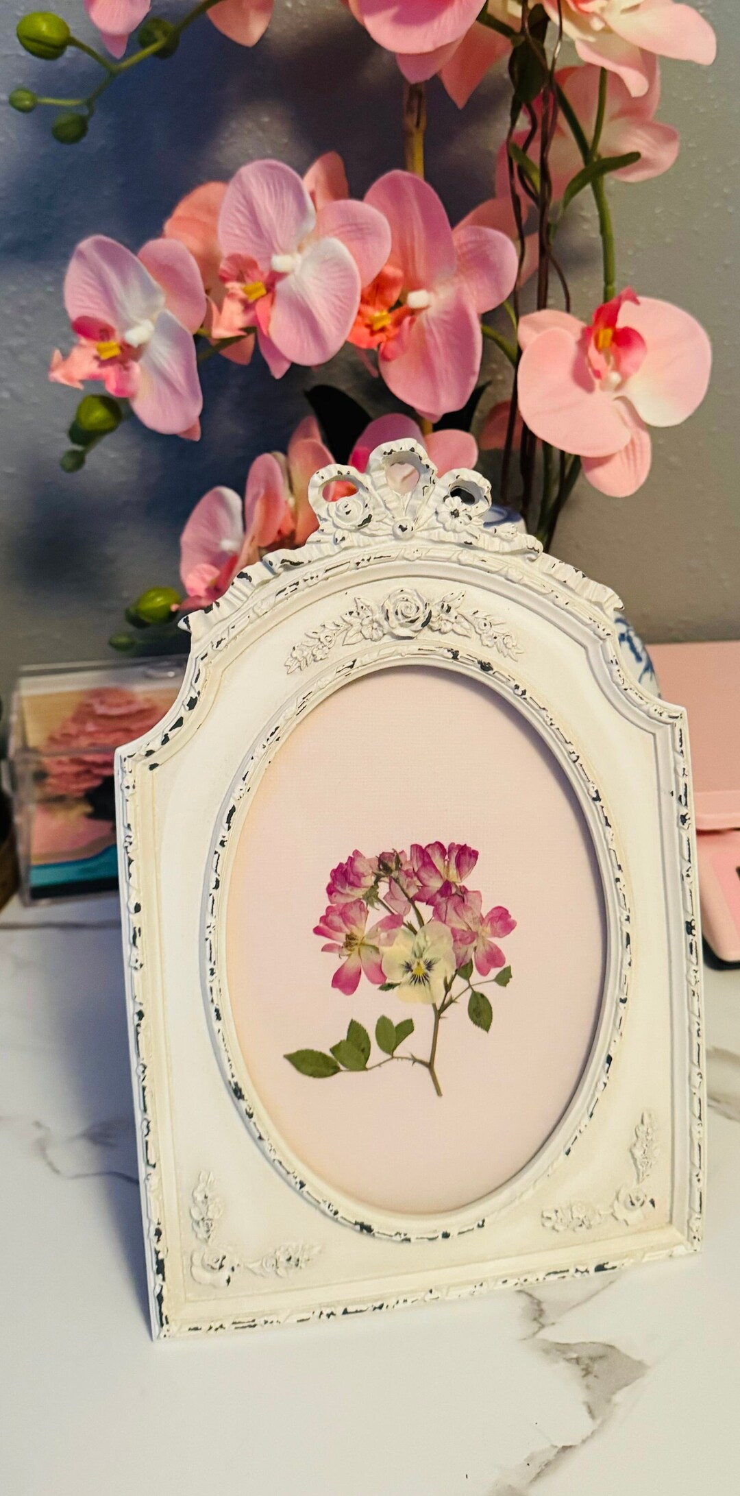 Antique Style Ornate Vintage Frame Pressed Flower Arrangement Art in ...