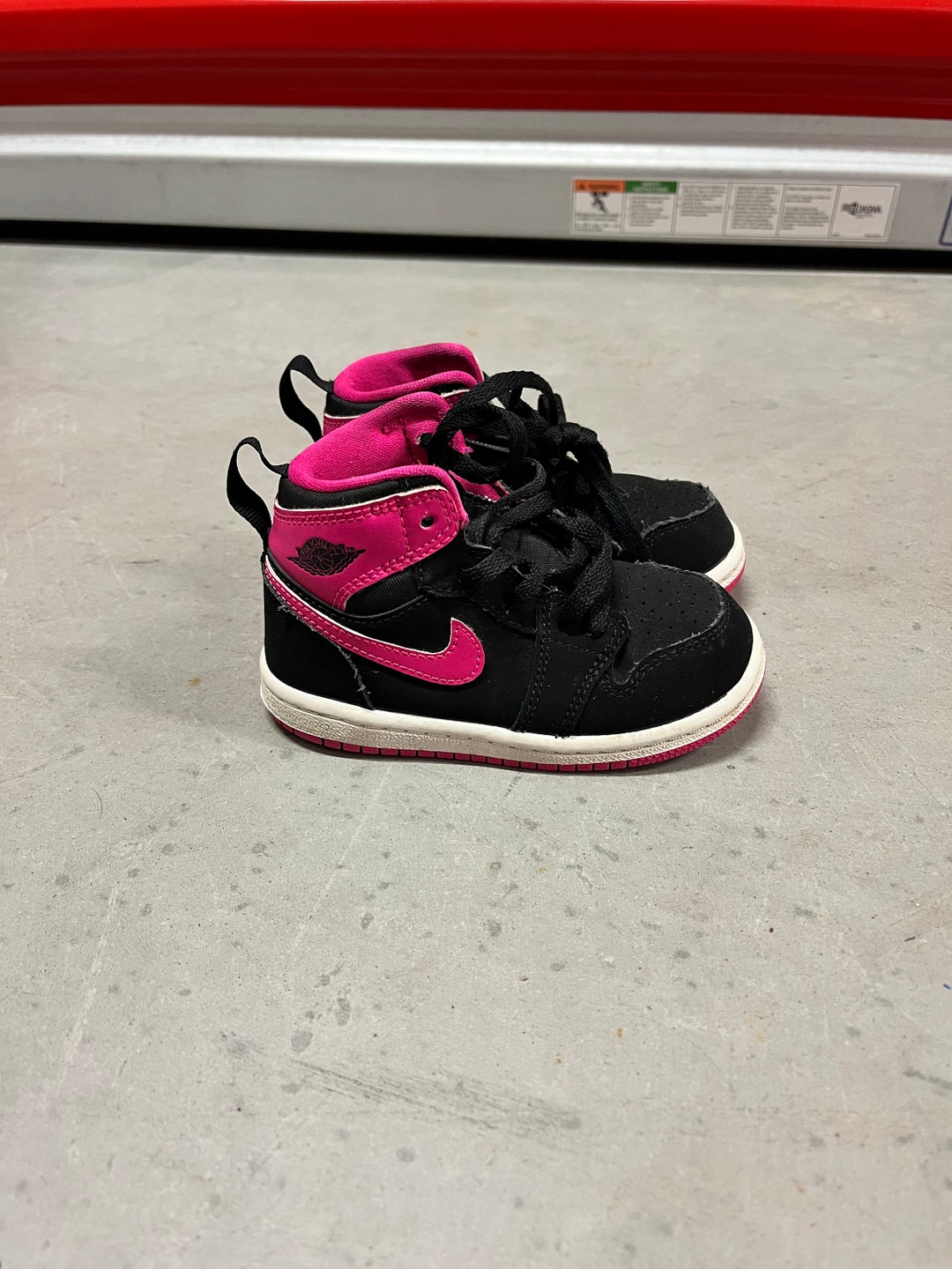 Nike Air Jordan 1 Retro High Vivid Pink (TD) 705324-008 Toddlers Size ...